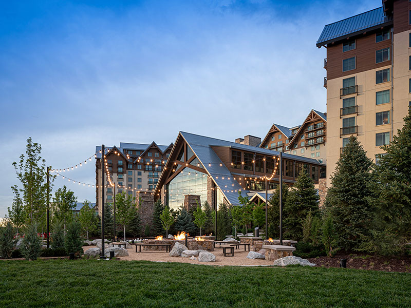 Top Luxury Resorts in the US | Gaylord Hotels