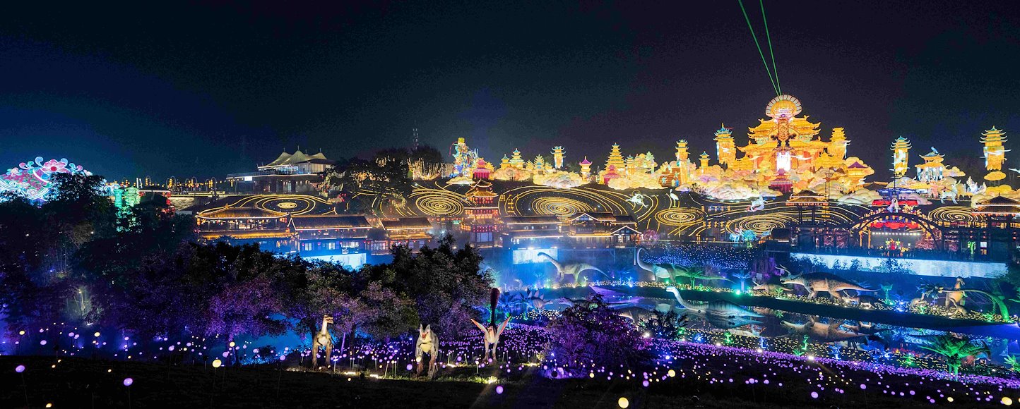 Gaylord Texan Universe of Light